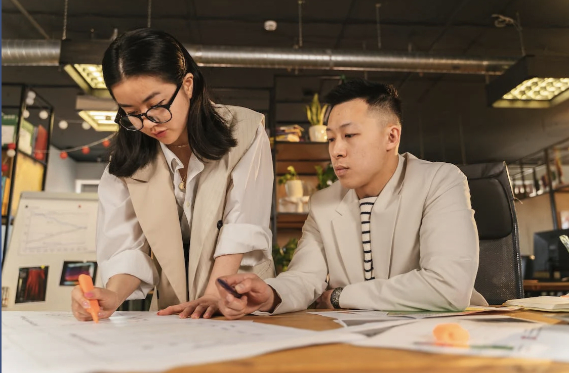 Hiring Grad School Students: A Smart Way To Grow Your Business