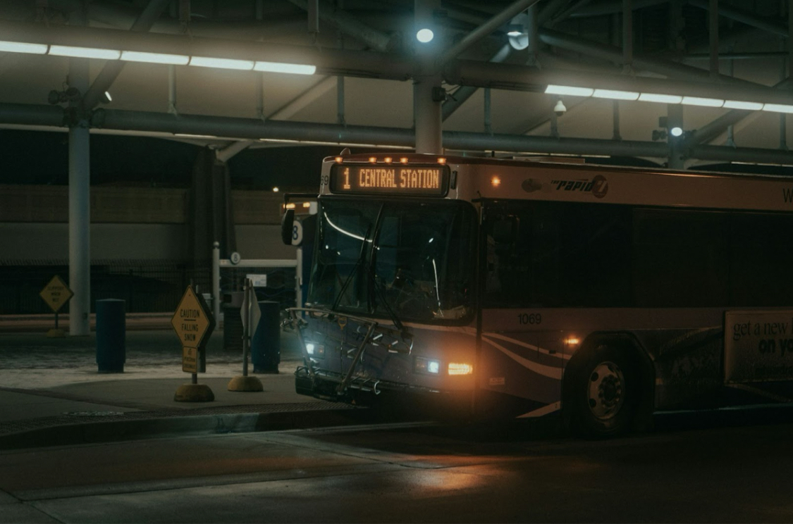 Metropolitan Shuttle Review: Checking Out The Charter Bus Rental Service