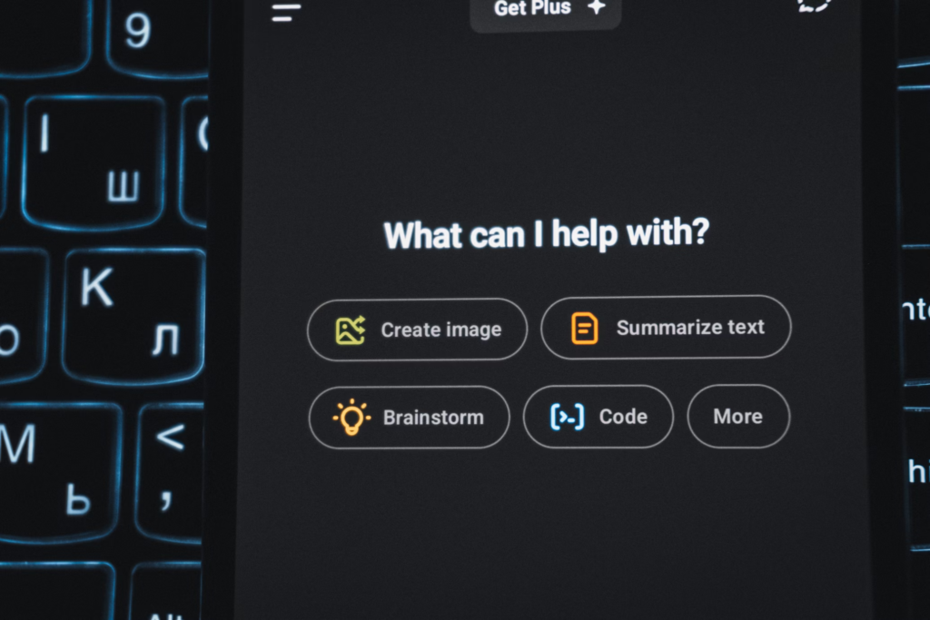 10 Website Chatbot Platforms Every Growing B2B Company Should Know In 2026